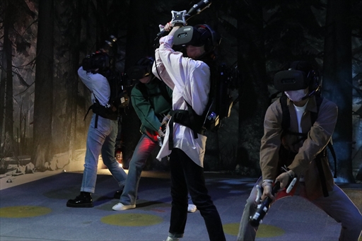 USJに次世代VRアトラクション「モンスターハンターワールド：アイスボーン XR WALK」が登場。VR空間でリアルなハンター生活を体験できる