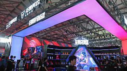 中国のゲームショウ「ChinaJoy 2025」開幕！ イベント規模の堅調な拡大により“TGSと比肩”。真夏のアツアツ上海に740社以上出展[CJ2025]