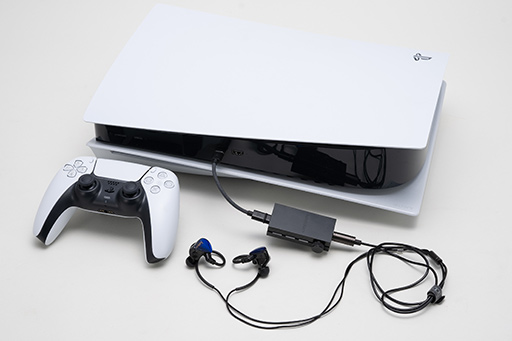 PCやゲーム機，スマートフォンを1台で高音質にできるUSB DAC「AK HB1」。ゲームサウンドの高音質化にも役立つ逸品だ【PR】