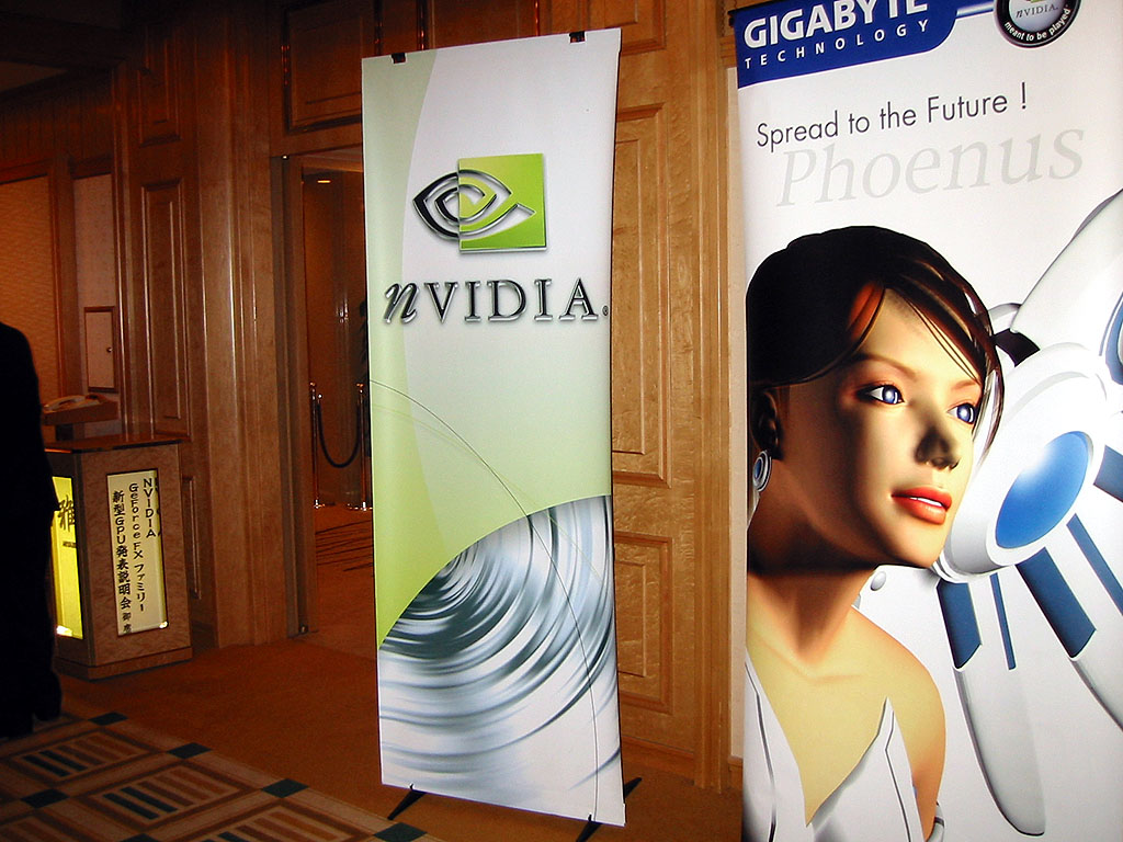 2003/10/24 20:30:55 / NVIDIA GeForce FXファミリー最新GPU説明会が開催